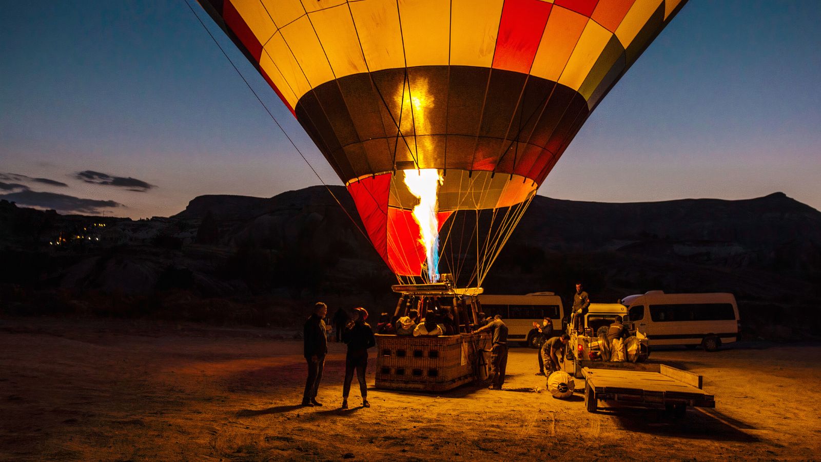Hot air balloon facts store